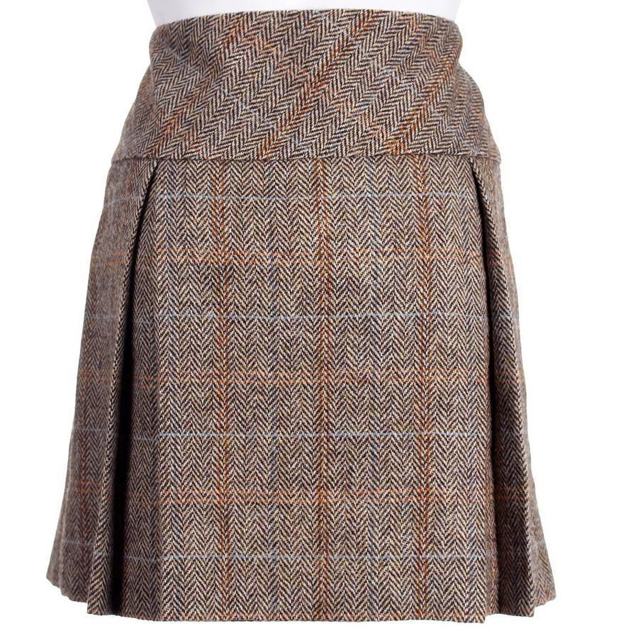 Women's Tweed Carrie Box Style Kilt - Made to Order | Scotland Kilt Co